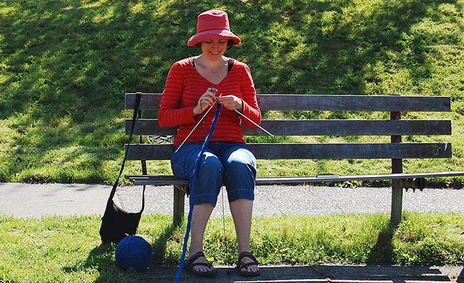 Knitting-Relaxing-Meditation | Online Health Mag