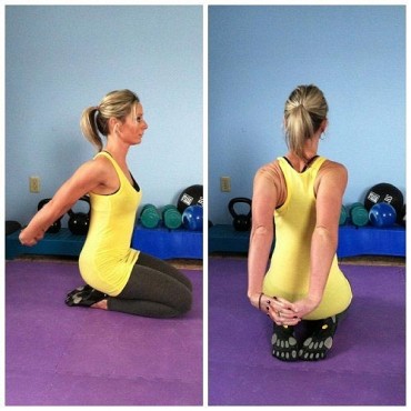 Neck and Shoulder Pain: Ease It Out With Rhomboid Muscle Workout ...